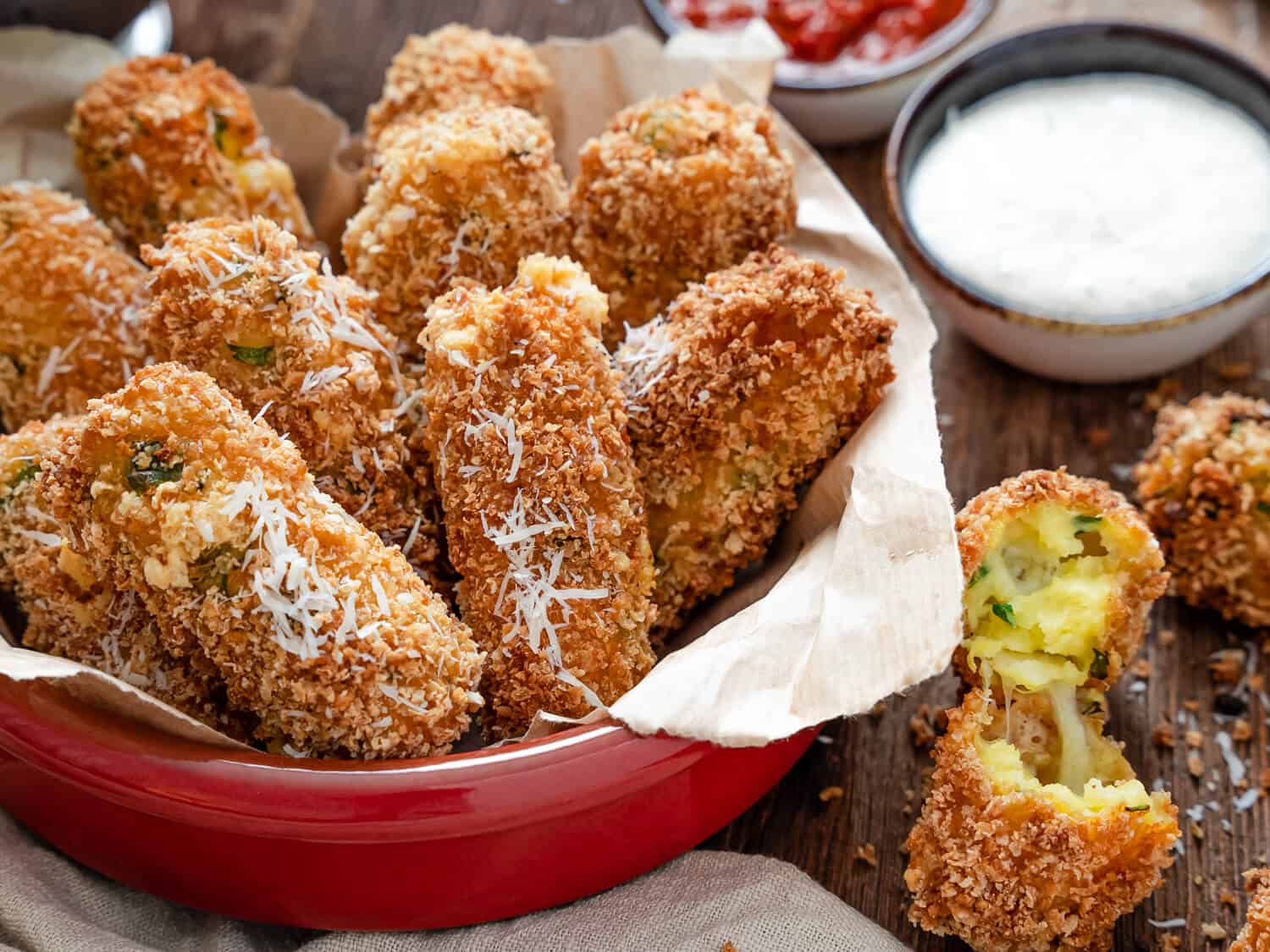 Simple and Easy Cheesy Mozzarella Stuffed Potato Croquettes