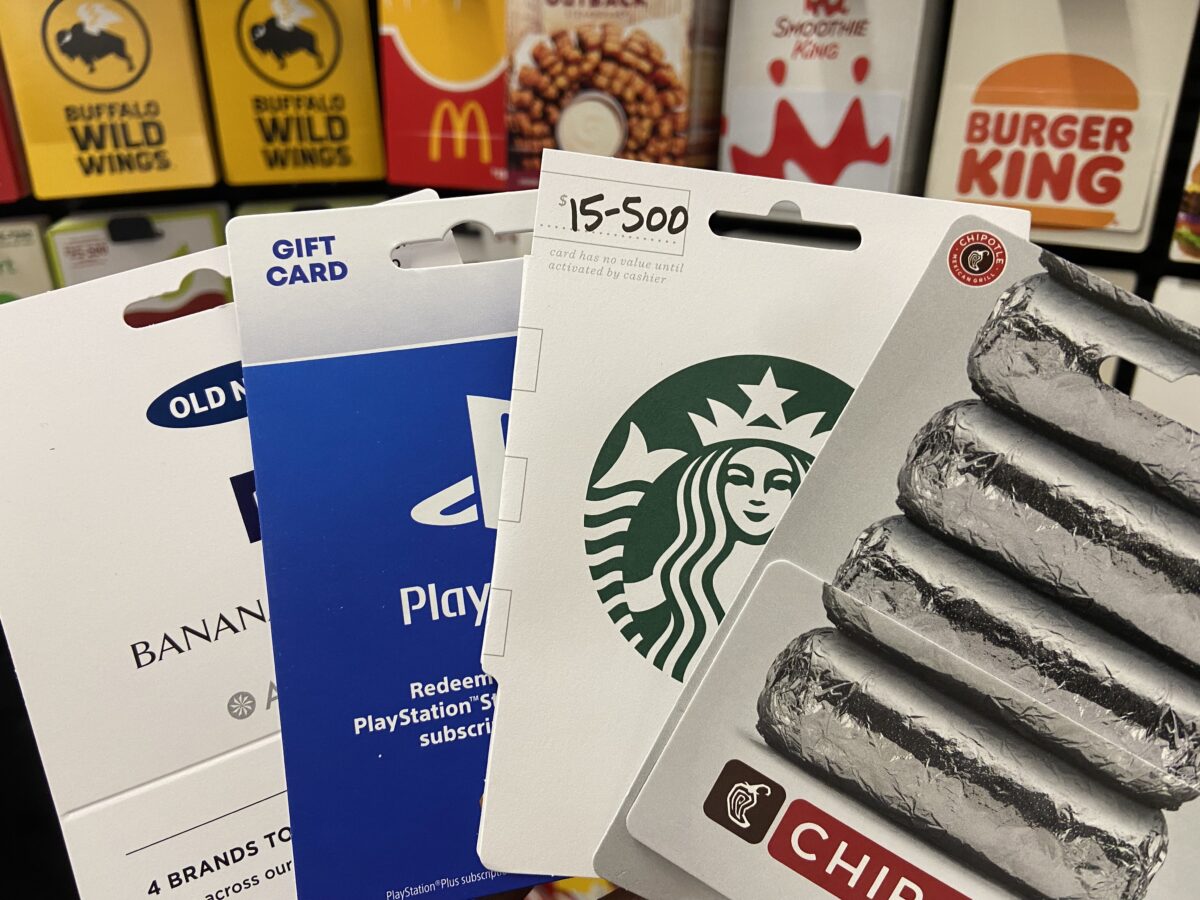 Gift Card Moneymaker Deal at Giant