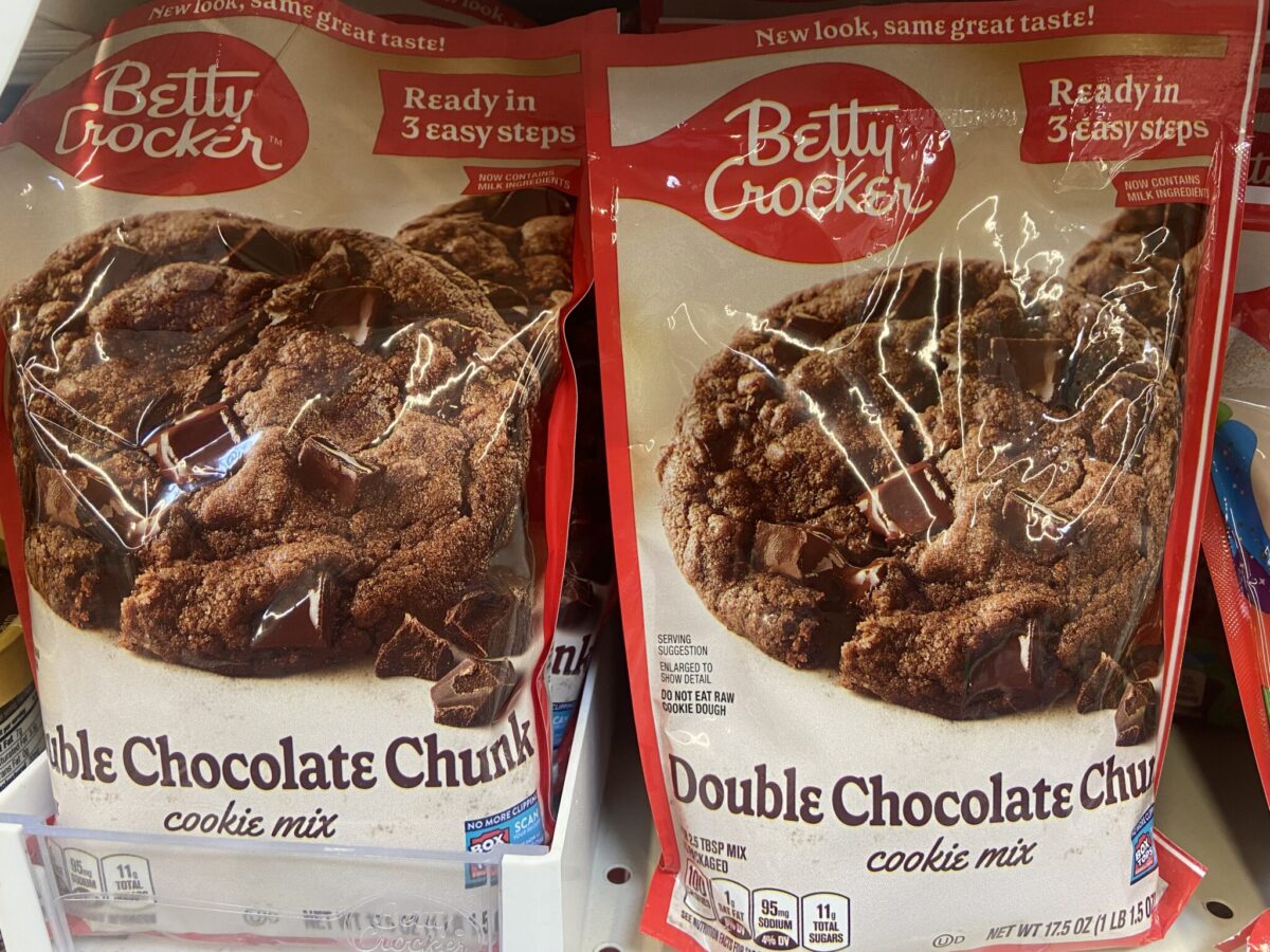 12 FREE Betty Crocker Cookie Mixes + Big Moneymaker at Giant