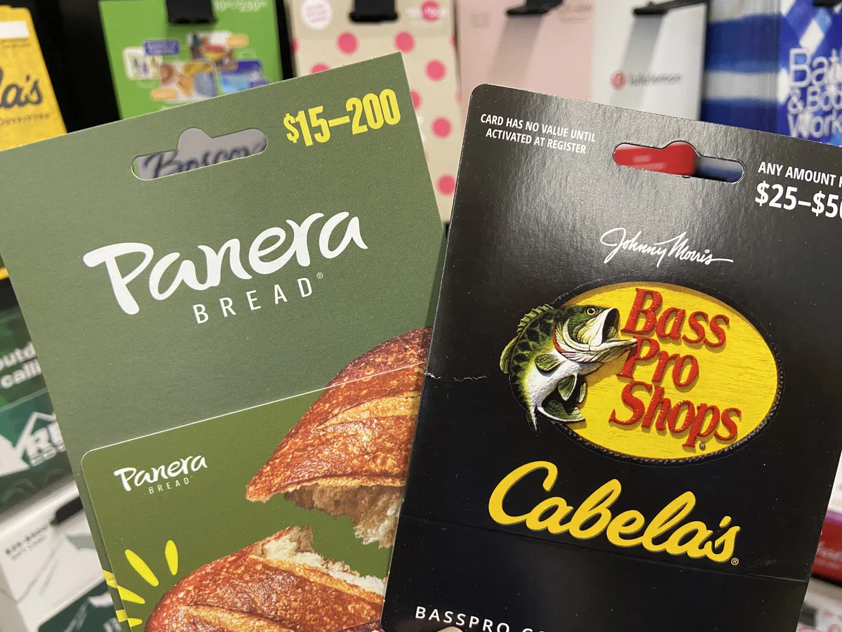 Gift Card Moneymaker Deal at Giant