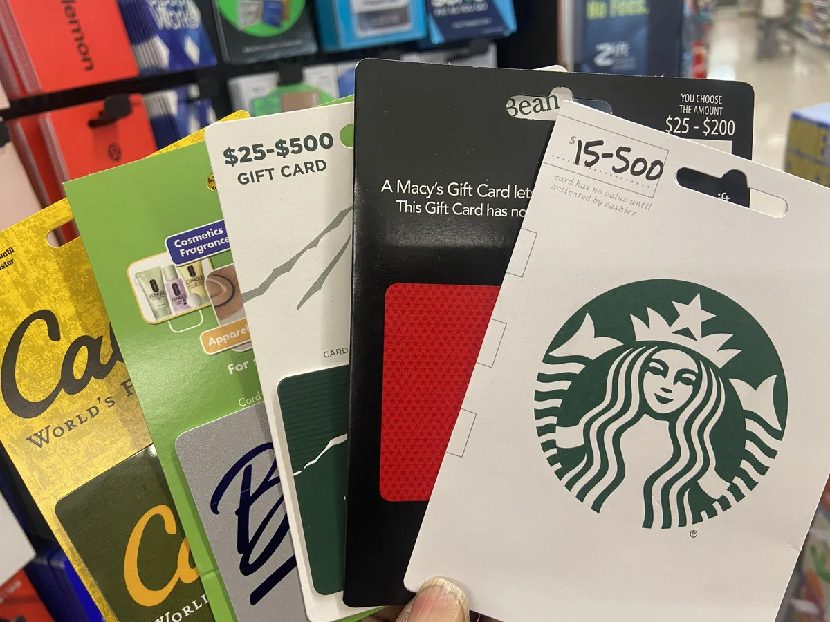 Gift Card Moneymaker Deal at Giant